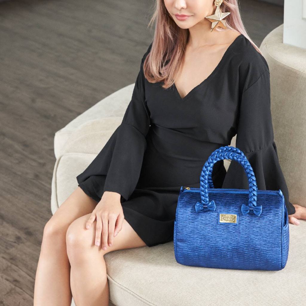 COLLECTION Original NARAYA Light Blue PLEATED SATIN HANDBAG Made Of ...