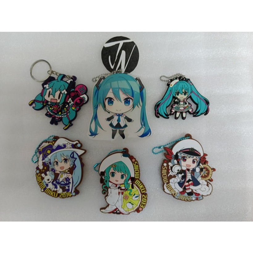 Official Miku Hatsune Snow Miku Vocaloid Acrylic & Rubber Strap ...