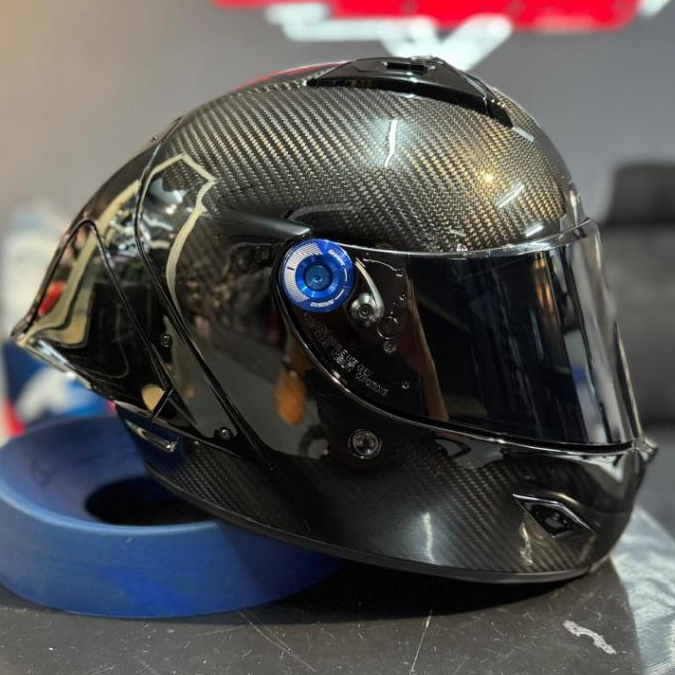 Aeron GP FIM CARBON SKIN Full Face Shark Helmets Shark Helmet Shark ...