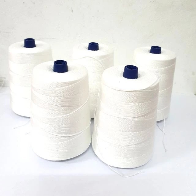 SPUN POLYESTER White THREADS / BENANG JAHIT BIASA POLYESTER BAG CLOSING ...