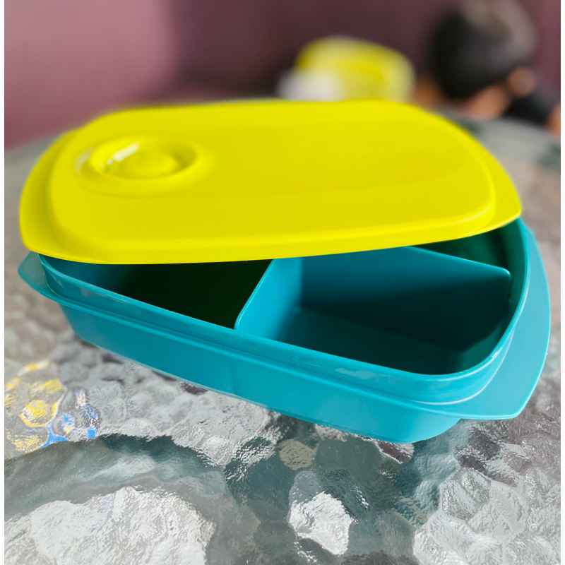 Tupperware Reheatable Lunch Box / Crystalwave Divided / Microwaveable ...