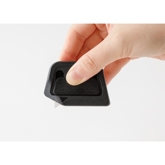 Midori: Box Cutter (3 Colours) | Shopee Malaysia