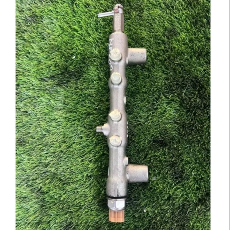 Nissan Navara 2.5 YD25 D23 NP300 Fuel Common Rail with pressure ...