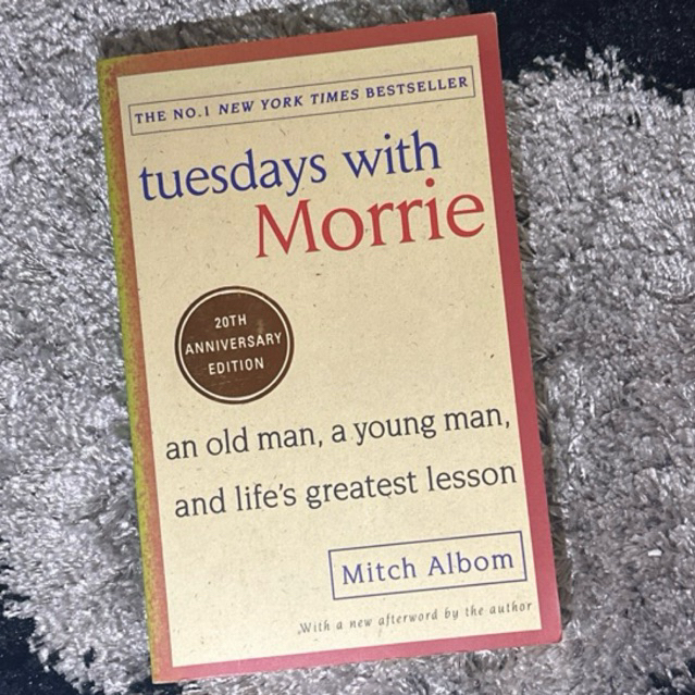 100% Original Preloved Tuesdays with Morrie Mitch Albom / English story ...