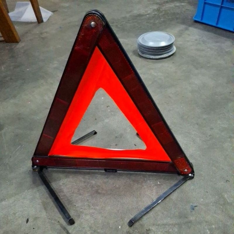 Proton Original car reflective emergency stop triangle | Shopee Malaysia