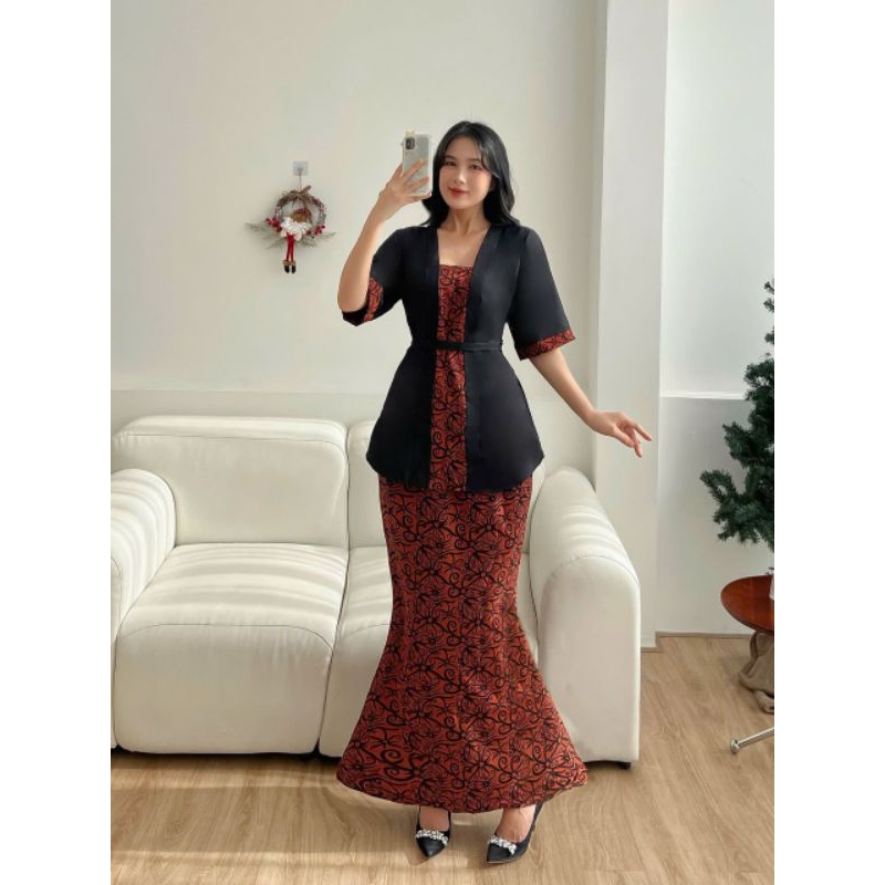 Set kebaya Corak Batik Borneo Sabah Sarawak free size 40-80kg | Shopee ...
