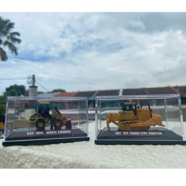 CAT Vehicle Models Diecast-Wheel Loader/Track-Type Tractor | Shopee ...