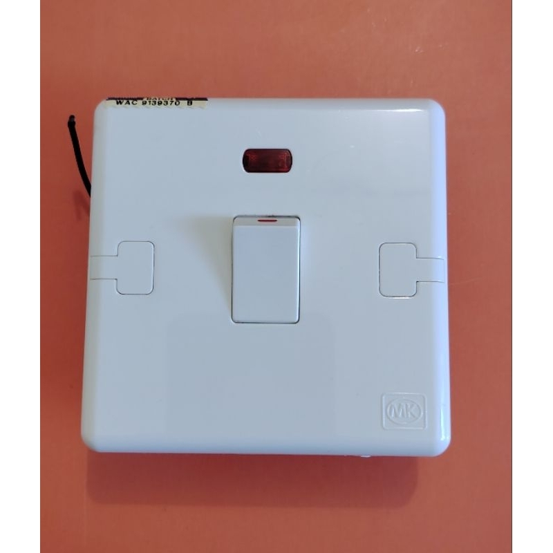 MK E8423 WHI ( 20A WATER HEATER SWITCH ) DP SWITCH WITH NEON | Shopee Malaysia