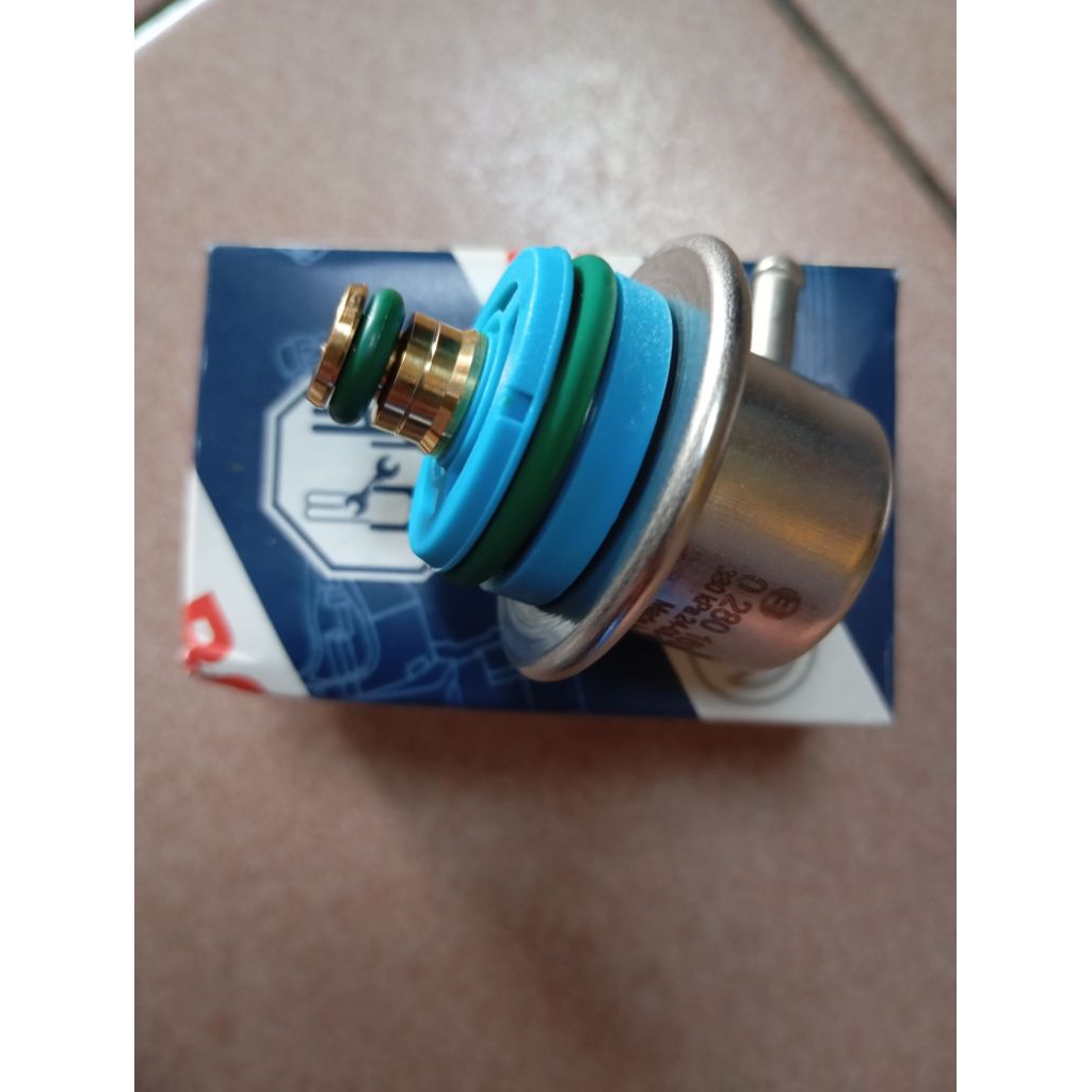 Mercedes-Benz Fuel Pressure Regulator W124/W202/W210/C208/W140/RI70 ...