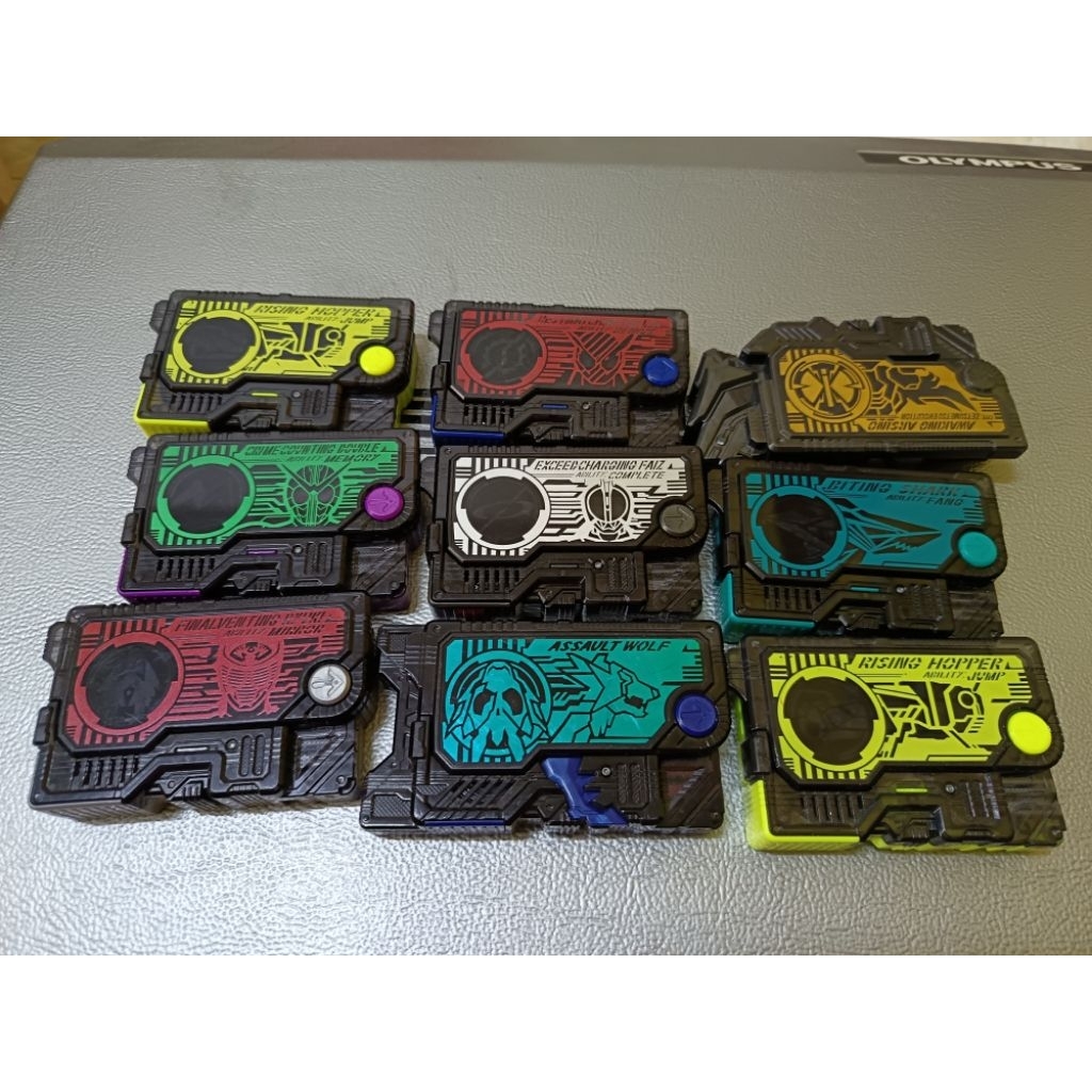 DX ORIGINAL BANDAI PROGRISEKEY KAMEN RIDER ZERO ONE SHINING HOPPER ...