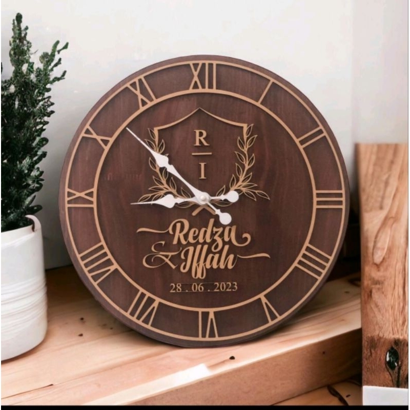 Personalised Wooden Wall Clock Wedding Gift / Jam Dinding Kayu Hadiah ...