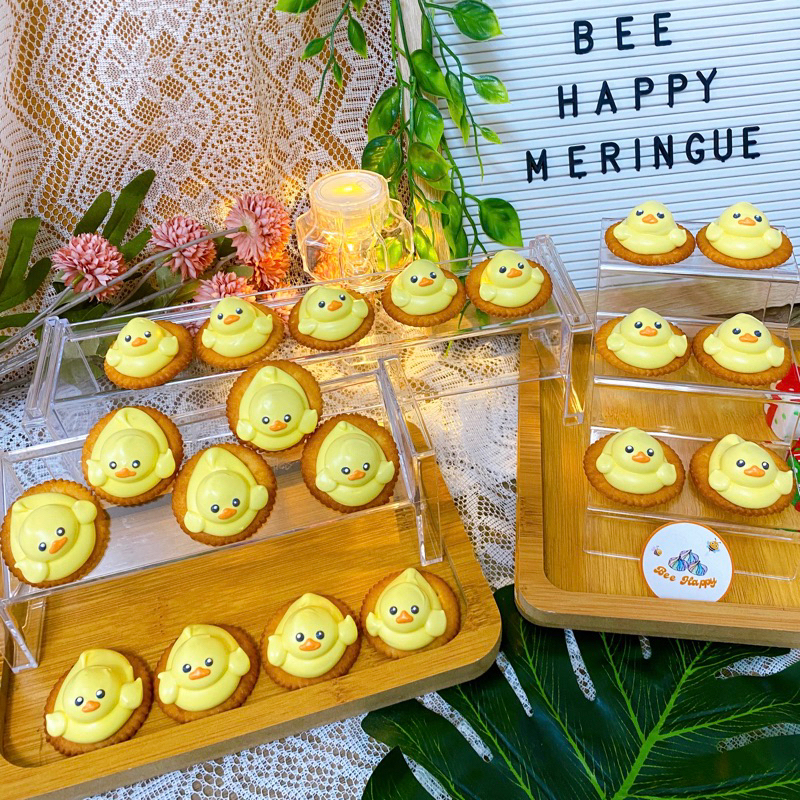 Yellow duck Meringue with Crackers 小黄鸭马林糖 蛋白糖 | Shopee Malaysia