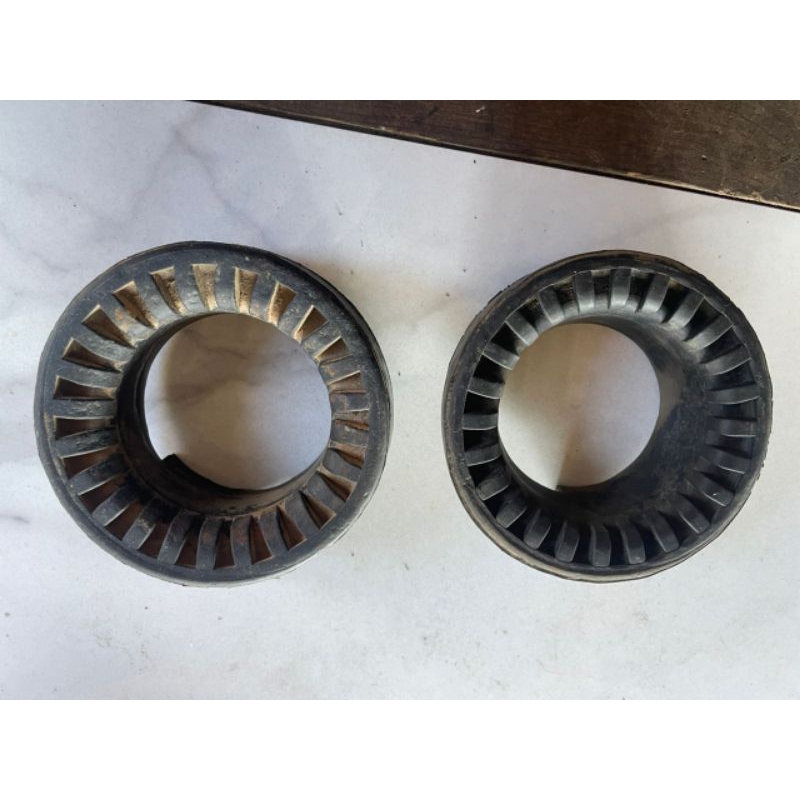 Getah Pelapik Spring Belakang Proton Saga Iswara Used | Shopee Malaysia