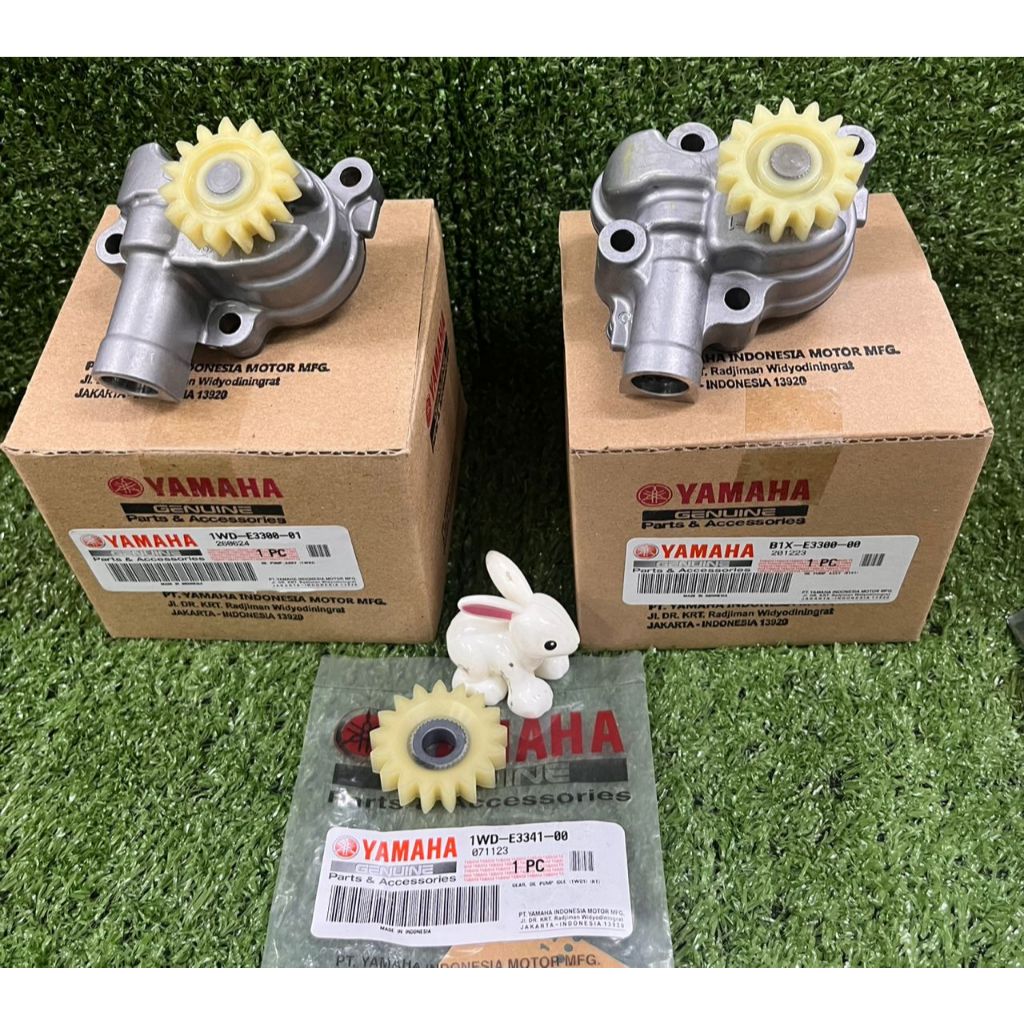 YAMAHA R25 V1 / V2 OIL PUMP OIL PUMP GEAR 100% ORIGINAL YAMAHA HONG LEONG 1WD-E3300-01 /B1X ...