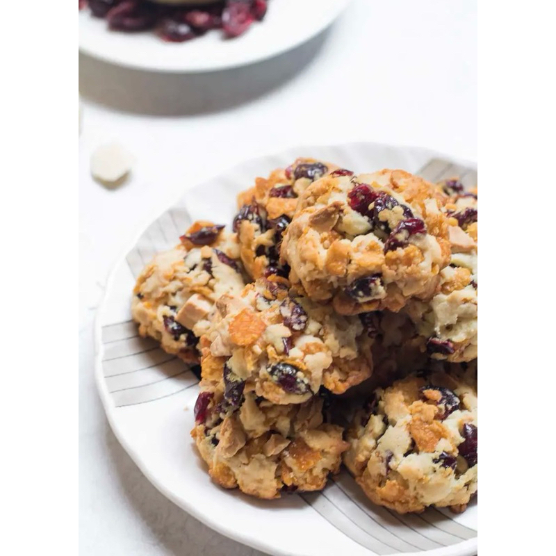 CRANBERRY CORNFLAKES COOKIES , KUIH RAYA CORNFLAKES COOKIES | Shopee ...