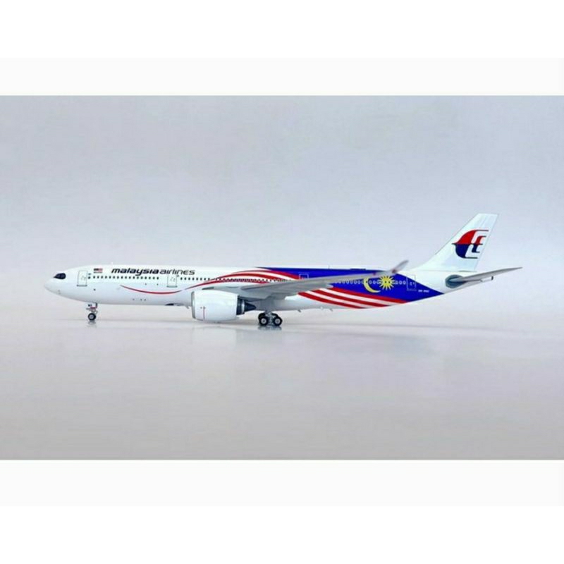 Malaysia Airlines A330-900 Neo 9M-MNG Diecast display model 1/400 A350 ...