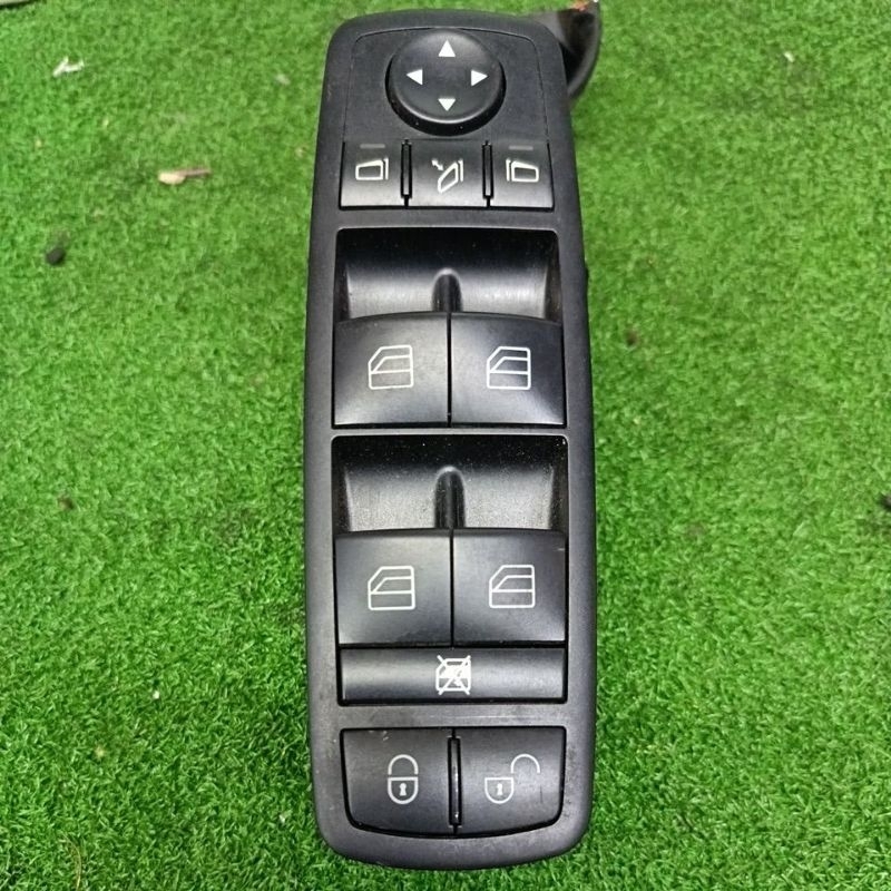 Mercedes benz B 170 power window switch | Shopee Malaysia