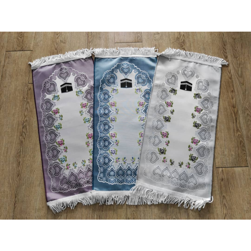 Sejadah mini travel madinah/sejadah hadiah/sejadah cantik | Shopee Malaysia
