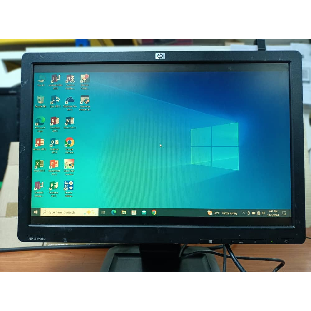 HP LE1901w 19" LCD Monitor | Shopee Malaysia