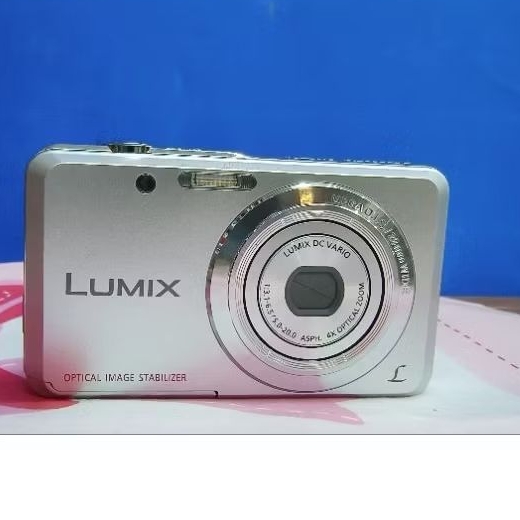 💥 Ready Stock 💥Panasonic Lumix DMC-FH4 14.1MP CCD Digital Camera 99% ...