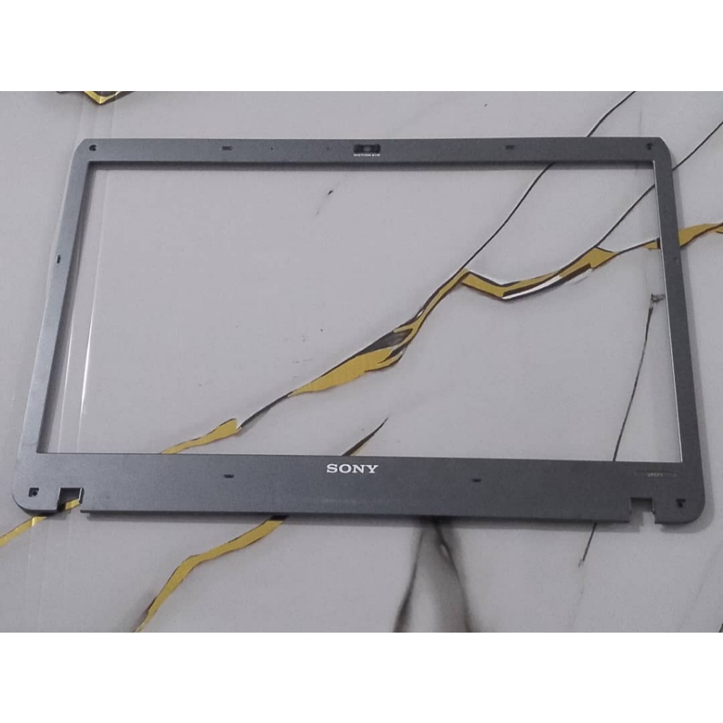 SONY VAIO PCG-81111W,LCD FRONT BAZEL COVER,H0YQEN,(C-K 28),USED ...