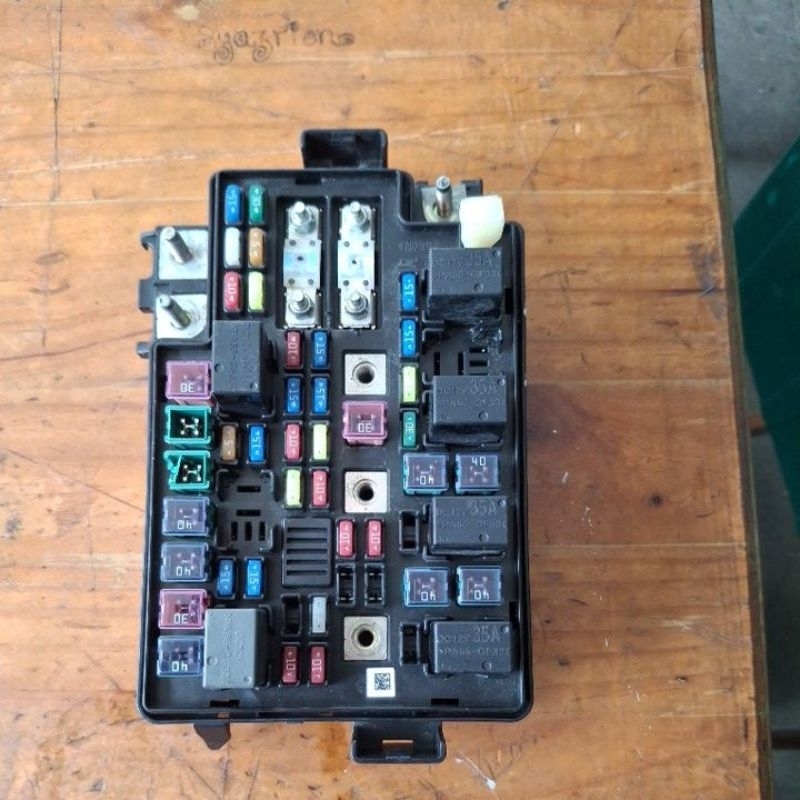 Fusebox Proton Iriz PW951442 | Shopee Malaysia