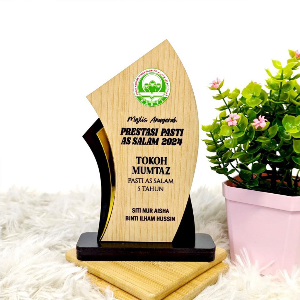 PLAK CENDERAMATA I CENDERAHATI KAYU + ACRYLIC HITAM CANTIK SIAP CEPAT ...