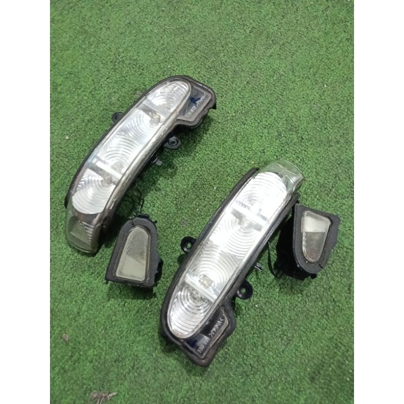 ORIGINAL SIDE MIRROR LED SIGNAL MERCEDES W211 E240 | Shopee Malaysia