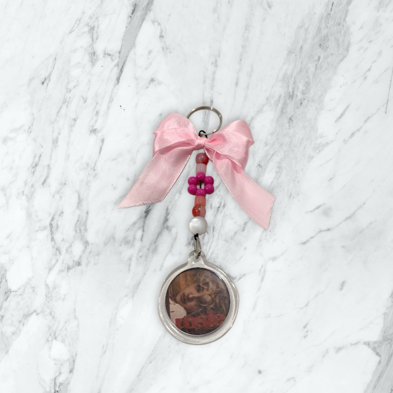 Custom Keychain (with nfc) / (spotify code) | Shopee Malaysia
