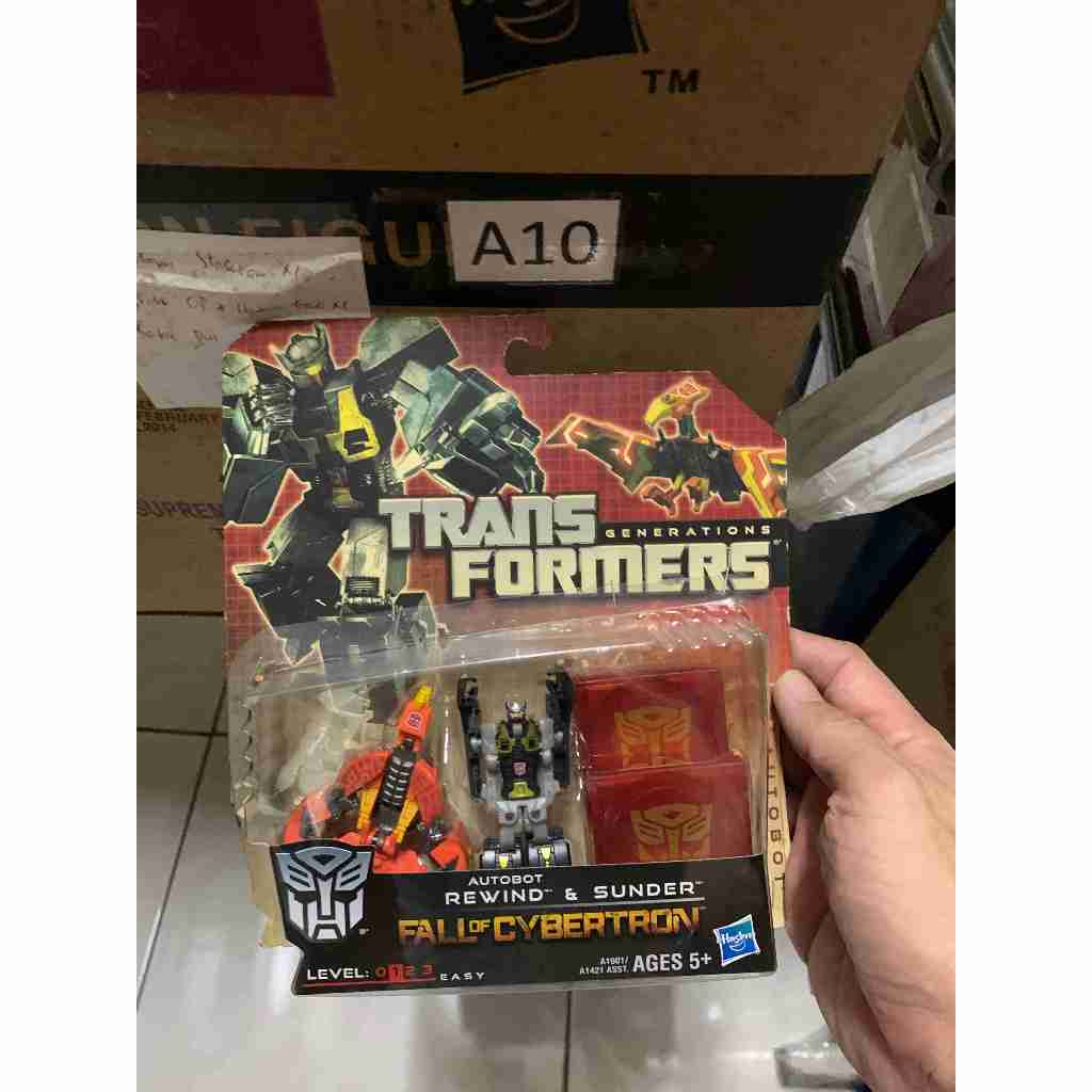 Hasbro Transformers Generations FOC Autobot Rewind & Sunder NEW in box ...