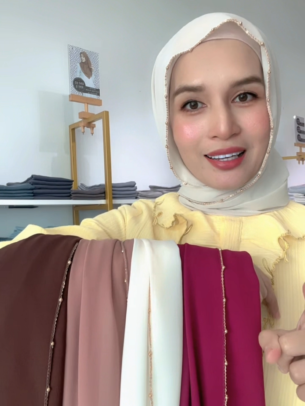 Shawl Beaded Raisha Shawl Raya Shawl beads Shawl manik Shawl heavy ...