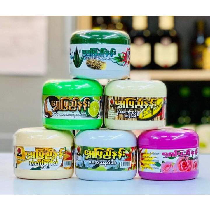 Shwe Pyi Nann Natural Whitening Cream ရွှေပြည်နန်း သနပ်ခါး | Shopee ...