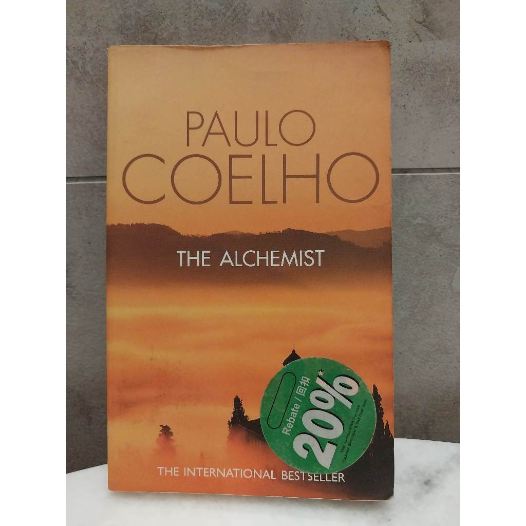 The Alchemist by Paulo Coelho | Shopee Malaysia