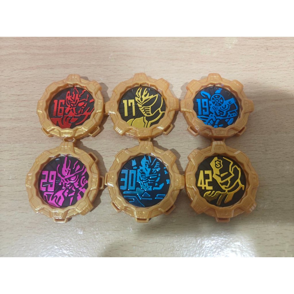 Super Sentai: Kikai Sentai Zenkaiger - Sentai Gears | Bandai | Shopee ...