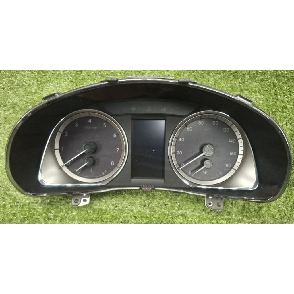 Toyota Harrier Zsu60 Asu65 (2016-2019) Original Speedometer Cluster ...