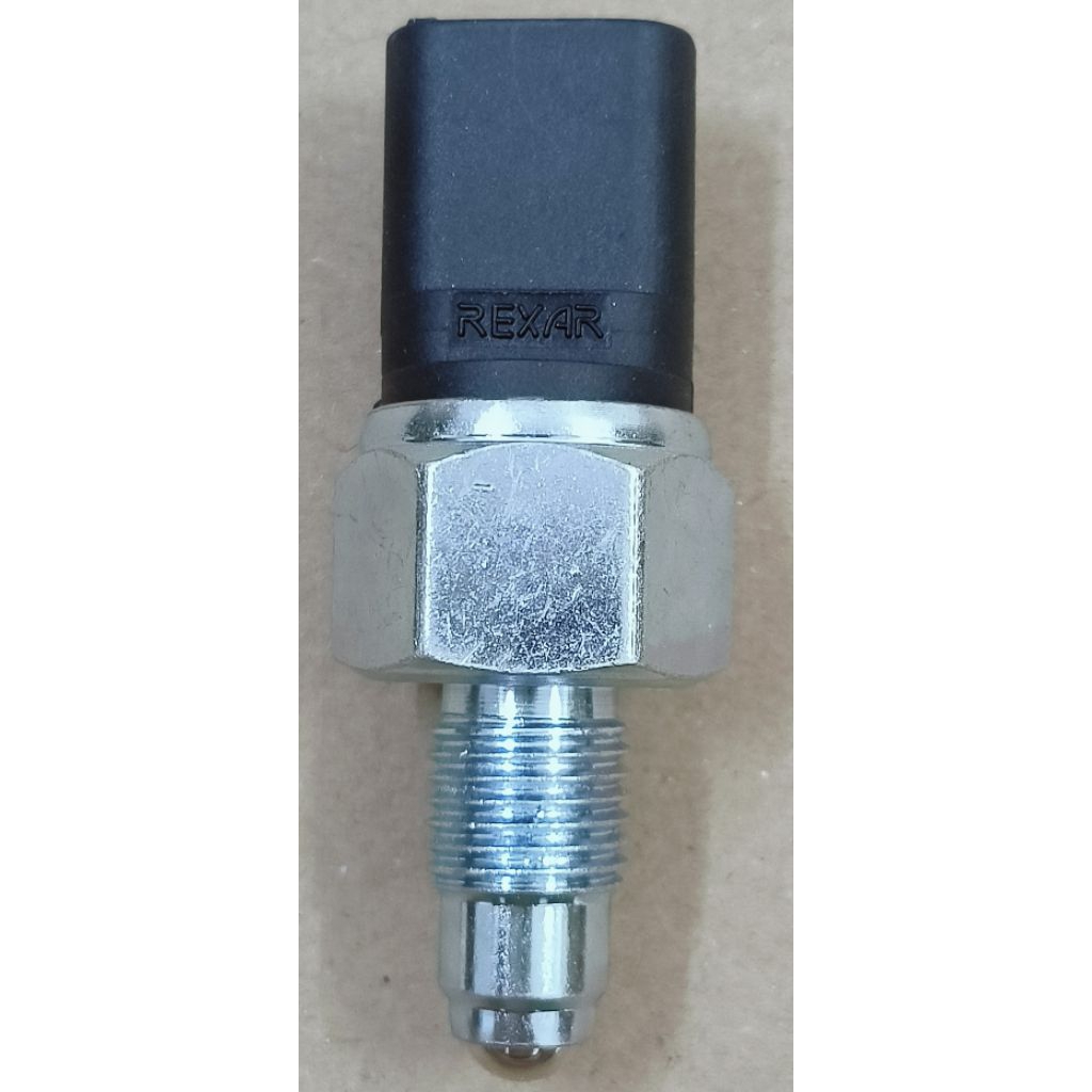 PROTON SAGA ,WIRA ,GEN2 ,PERSONA REVERSE SWITCH (MANUAL) (PW550090 ...