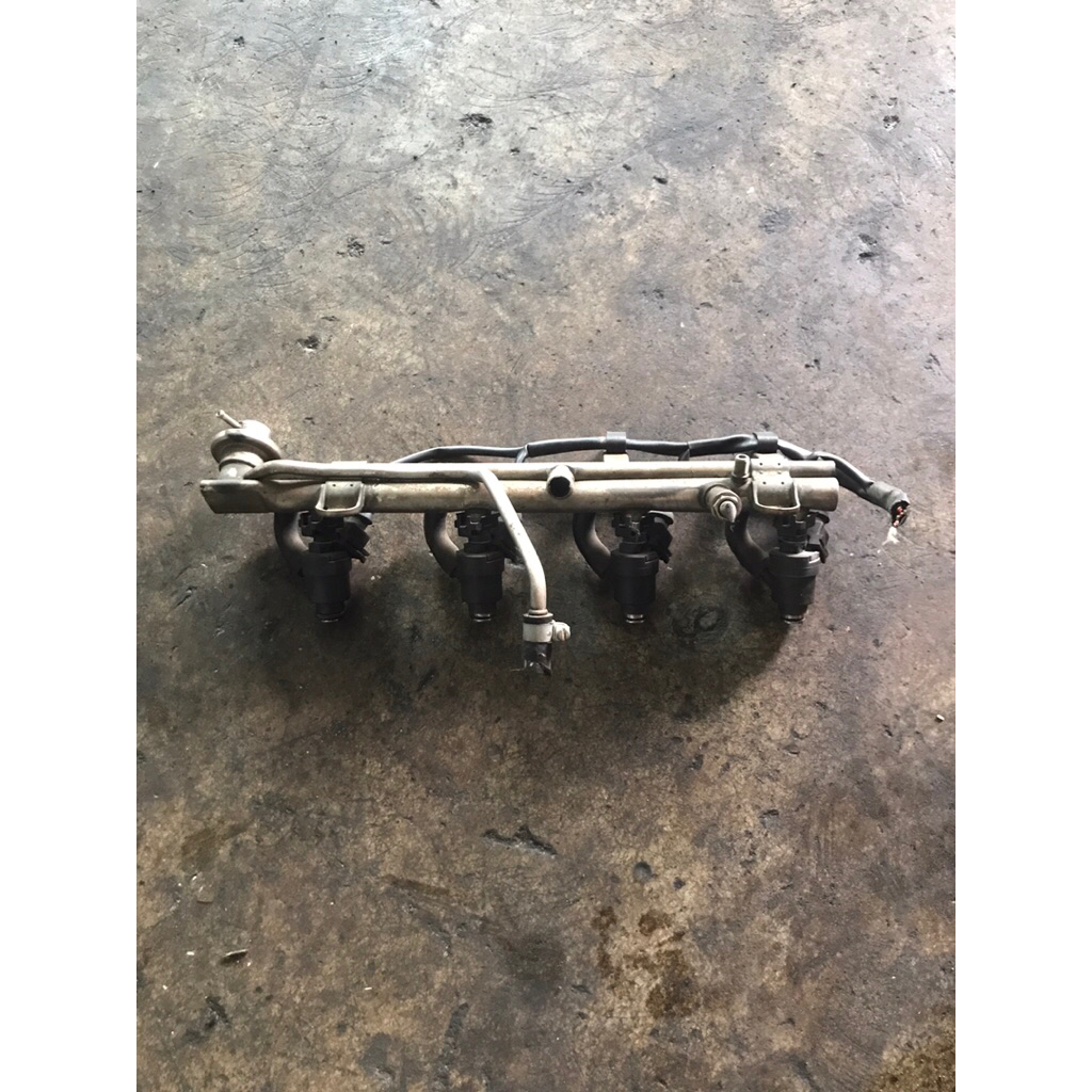 BMW E36/E46/Z3 M43 fuel rail & injector(original used) | Shopee Malaysia