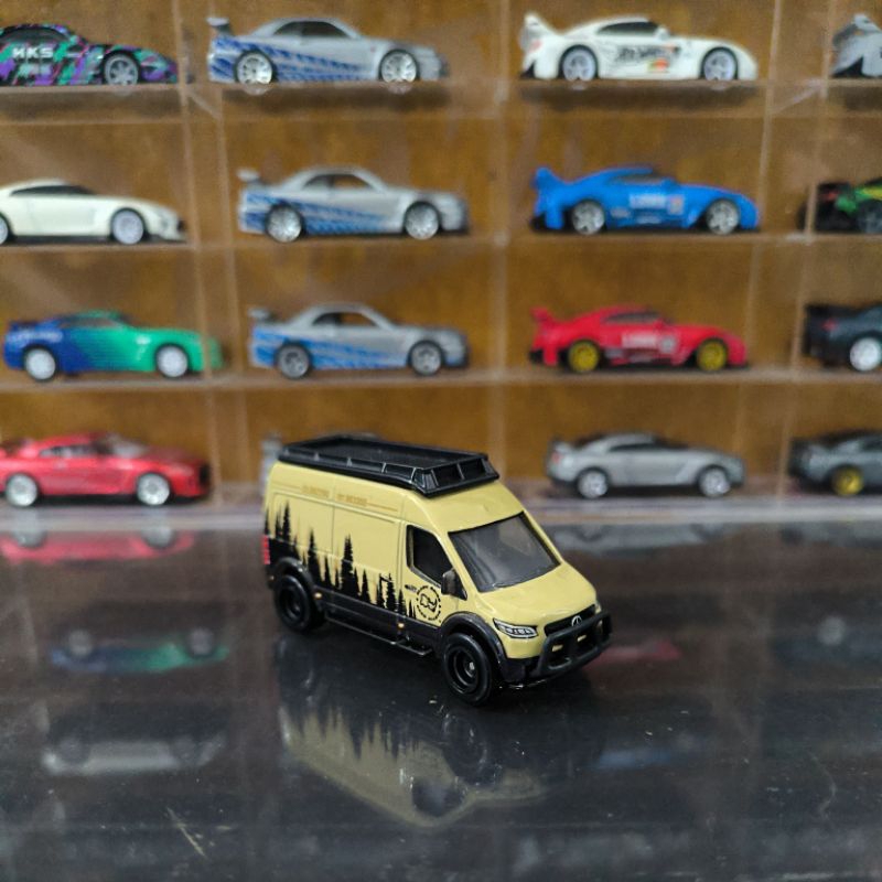 Hot Wheels Premium Twin Pack Mercedes Benz Sprinter Tourer | Shopee ...