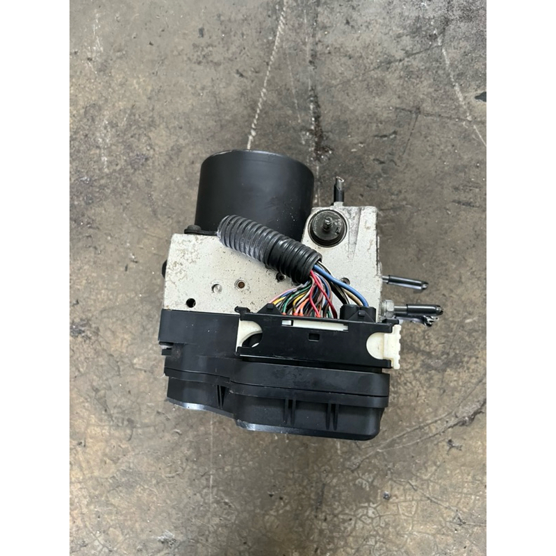 Toyota Harrier Abs Actuator Brake Pump ( 2M )For ACU30 MCU30 | Shopee ...