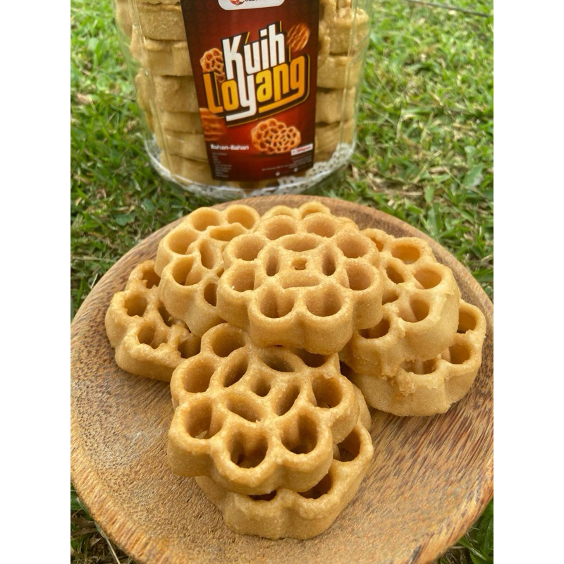 Kuih Loyang/ Kuih Ros/ Kuih Goyang/ Accu Maruku Ready To Eat | Shopee ...