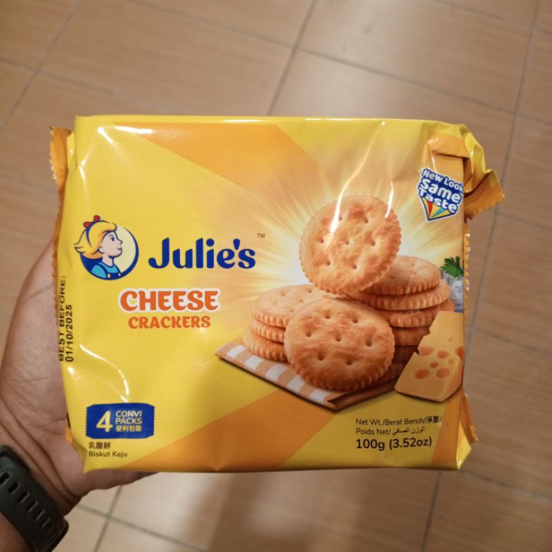 Julie's Chess Crackers Biskut Keju 4 Mini Pack 100g | Shopee Malaysia
