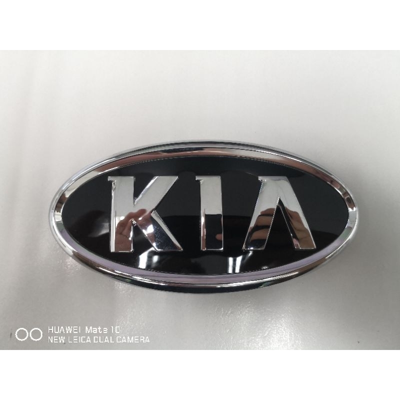 KIA / NAZA FORTE GRILLE LOGO EMBLEM 86353-1D000 | Shopee Malaysia