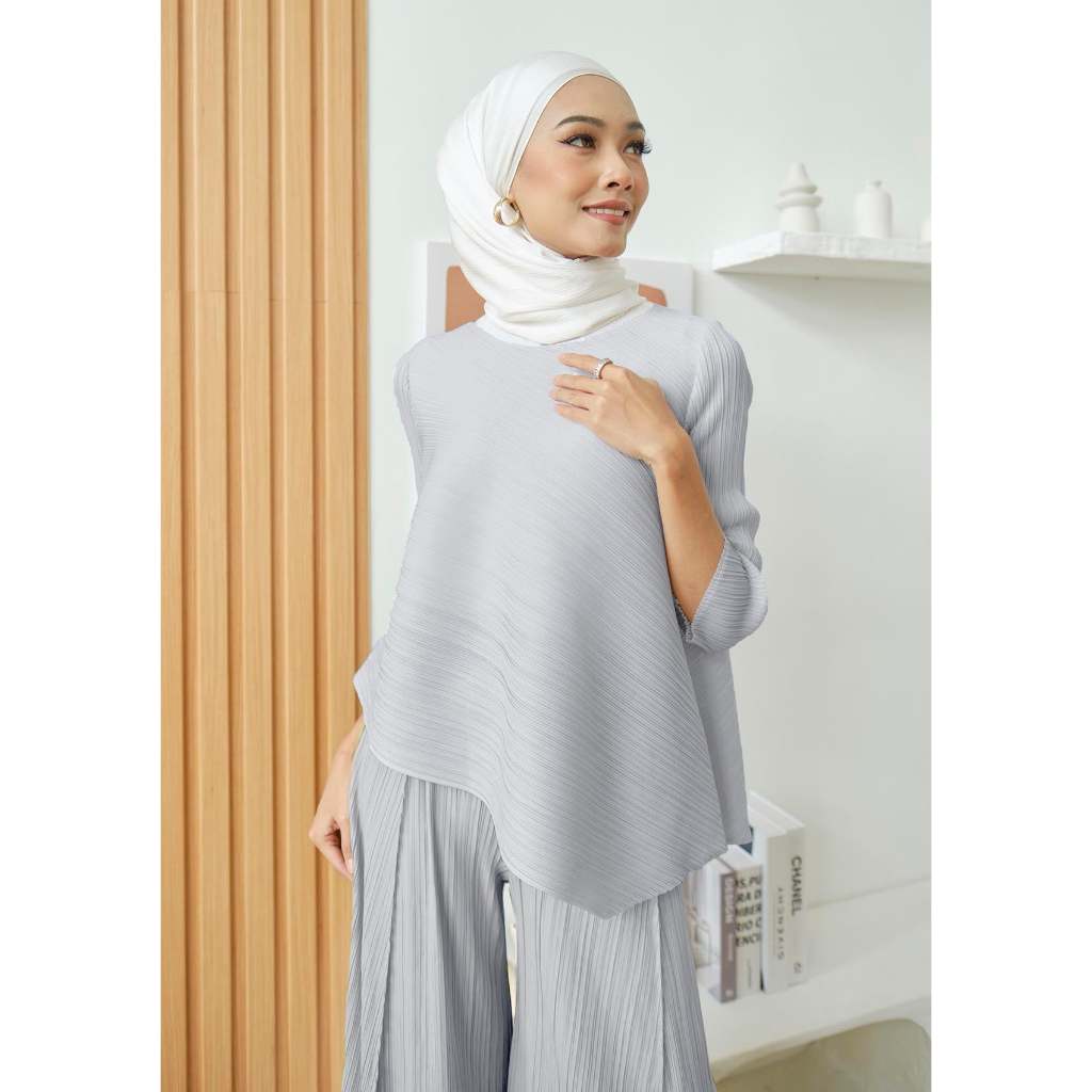 Xander Kloths Jane Cloud Pleated Asymmetric Top | Shopee Malaysia