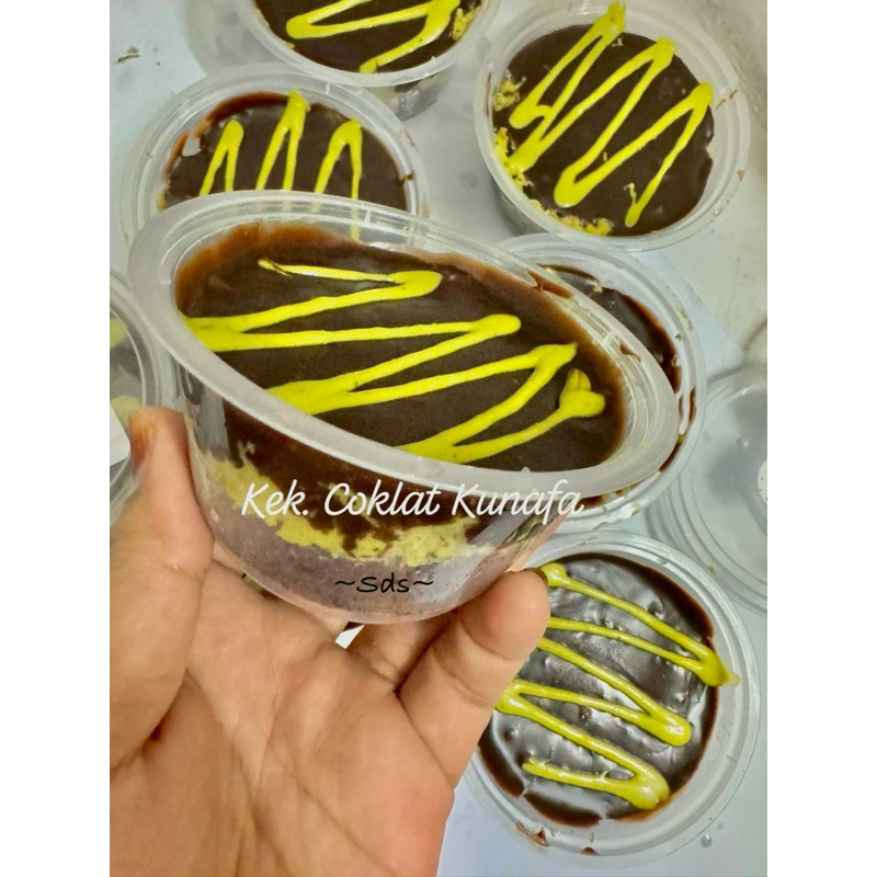 kek coklat kunafa pistachio MINI Viral Murah /kek kunafa dubai Viral ...