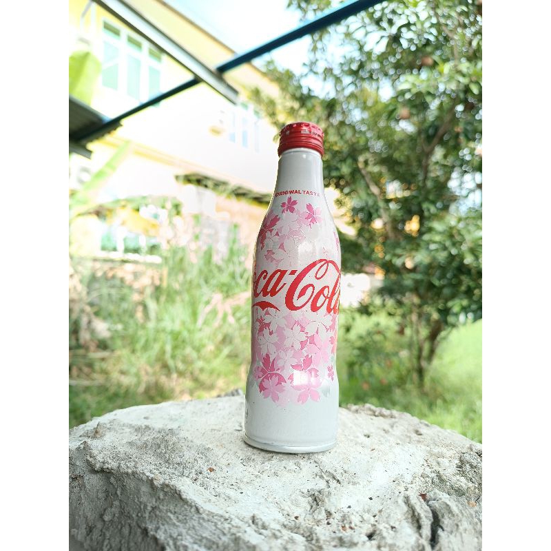 COCA COLA JAPAN SAKURA EDITION 2017(jualan pencen) | Shopee Malaysia