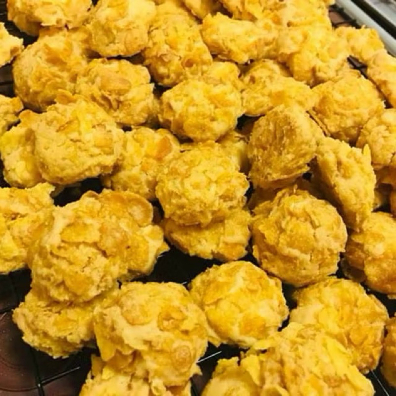 Biskut Raya Cornflakes Crunchy 50pcs | Shopee Malaysia