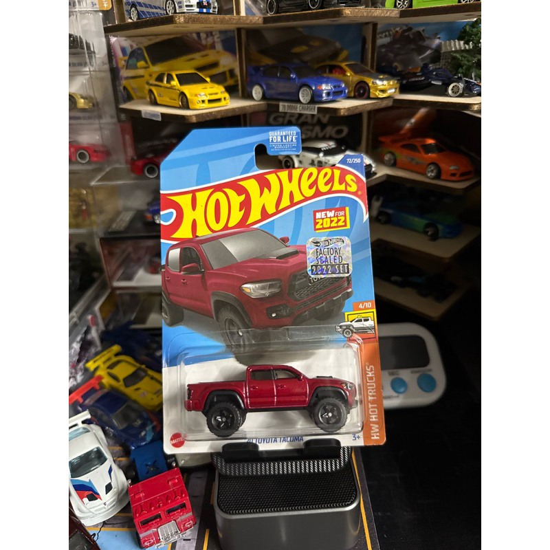 Hot Wheels 072/250 2022 HW Hot Trucks 4/10 JDM '20 Toyota Tacoma Red ...
