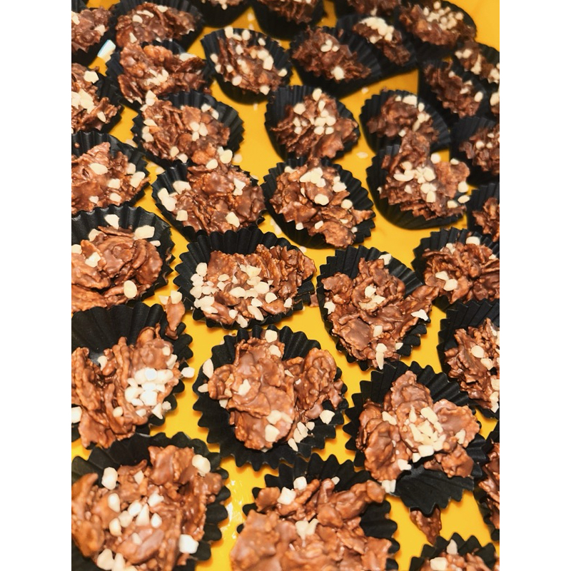 Kuih raya murah ( CORNFLAKES PREMIUM CHOCOLATE ) | Shopee Malaysia