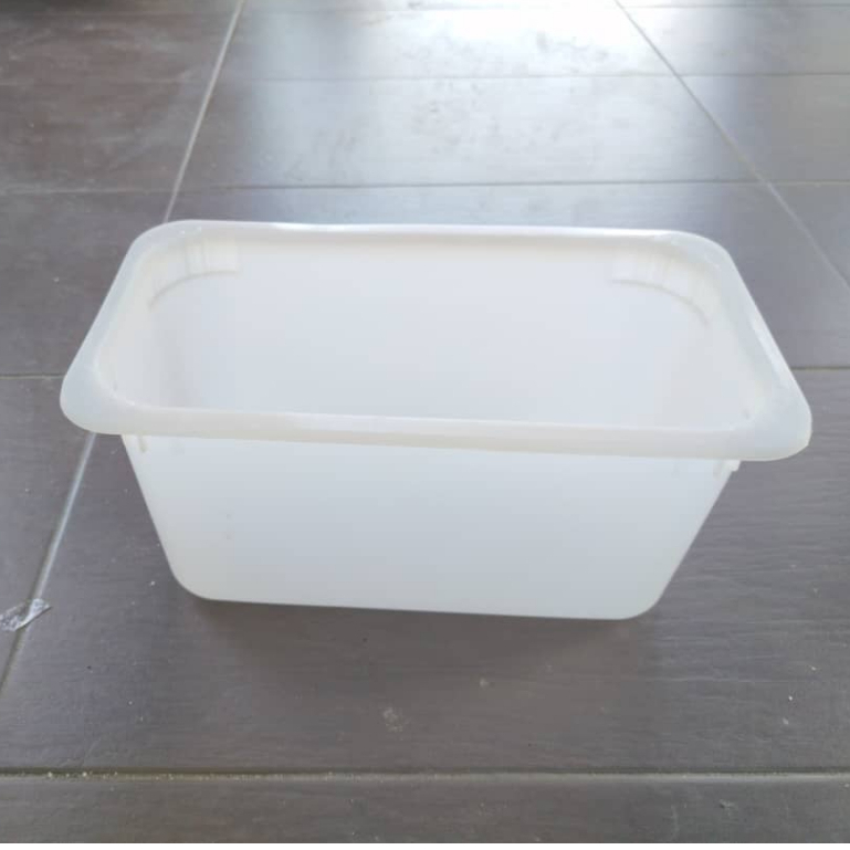 (No Cover) Second Hand Plastic 6 Litres Empty Ice Cream Container ...