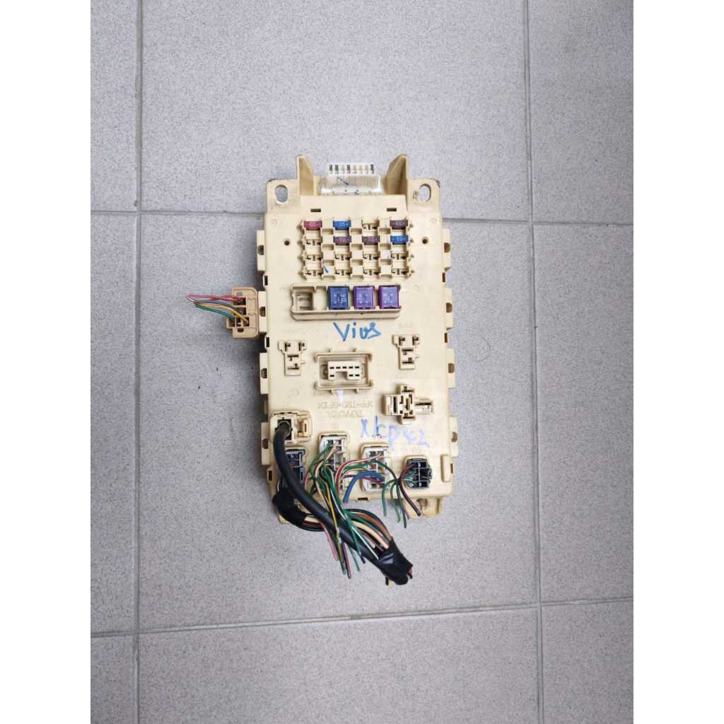 USED TOYOTA Vios Inside Fuse Box | Shopee Malaysia